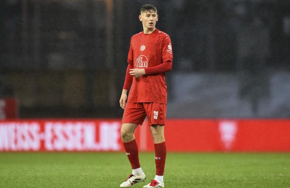 Rot-Weiss Essen: Koschinat zur U23-Regel - Swajkowski soll Gjasula ...