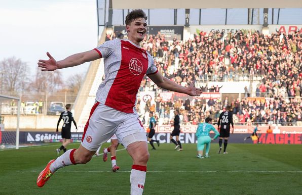 Rot-Weiss Essen: Was wird aus Marek Janssen? Diese Vereine haben Bock ...
